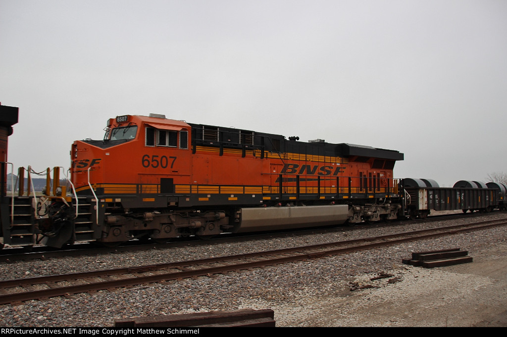 BNSF 6507